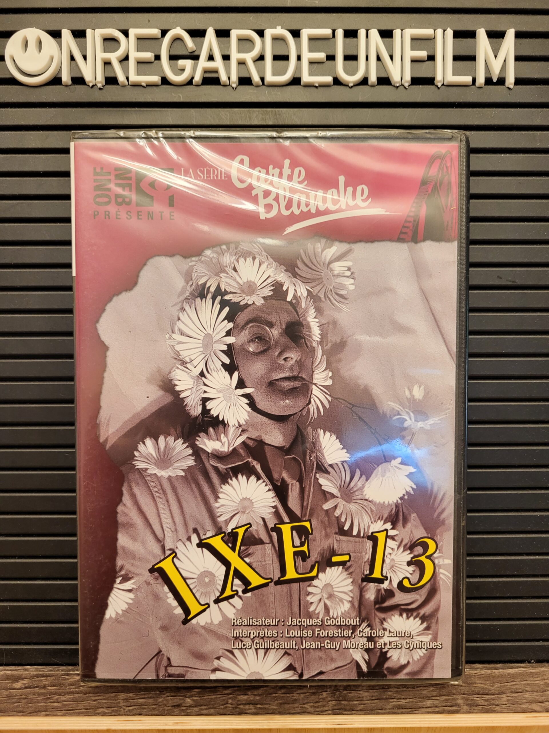 CARTE BLANCHE IXE-13 (1972) - Boutique Ciné-Dvd